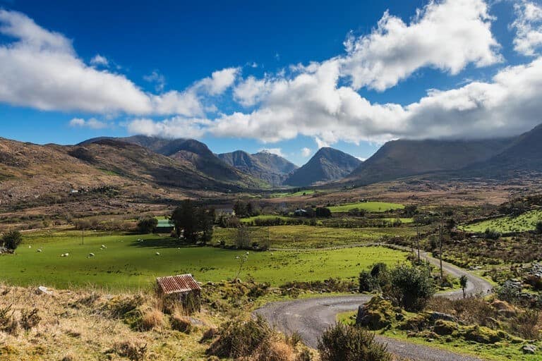 Macgillycuddy's Reeks - Ireland Highlights